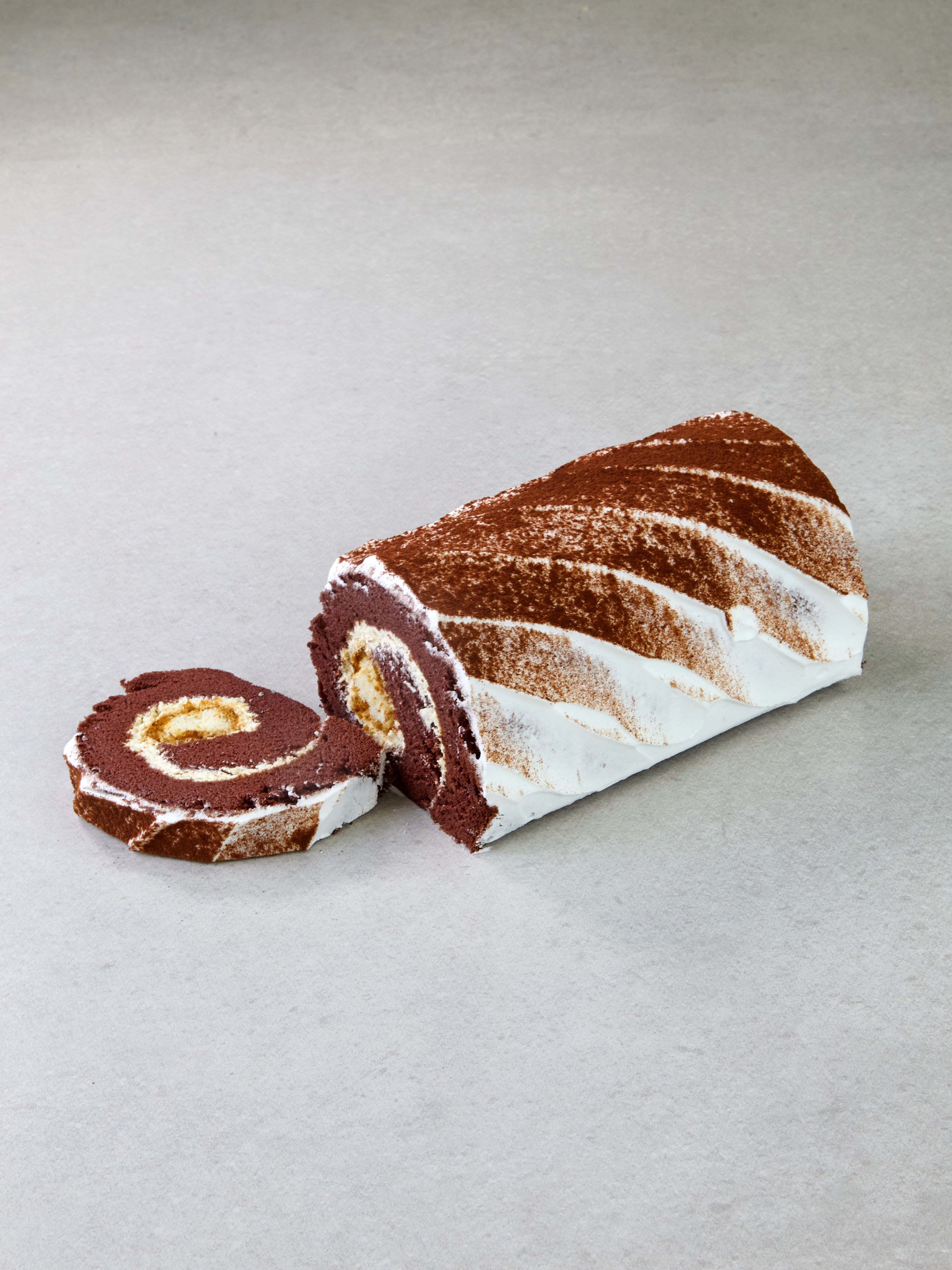 Premium Tiramisu Swissroll – Fantaxy Bakery